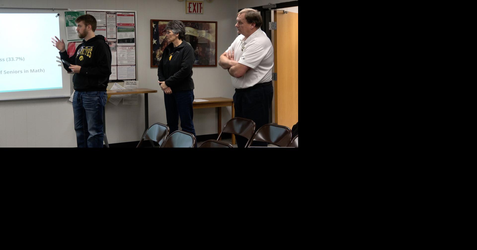 CL board gets a math lesson | | communitymediagroup.com