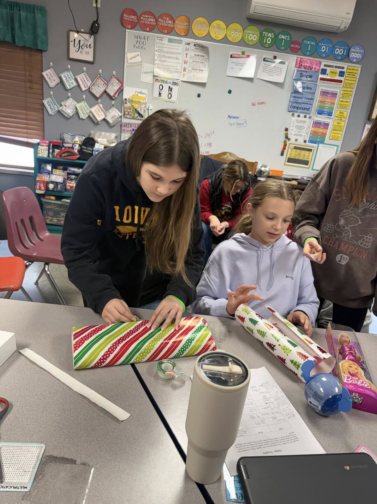 CLS Students Spread Christmas Joy | Content | communitynewspapergroup.com
