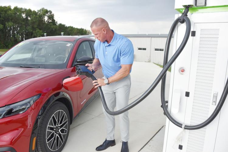 Quick charge: Roling Ford installs fast chargers for e-vehicles ...