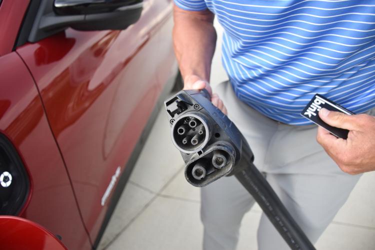 Quick charge: Roling Ford installs fast chargers for e-vehicles ...
