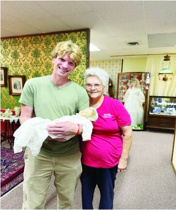 Iowa author speaks on his walks across the state | Oelwein Daily ...