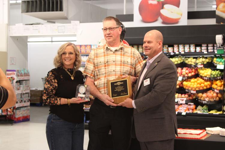 Vinton Fareway’s Dave Kelchen Retires After 46 Years | Content ...