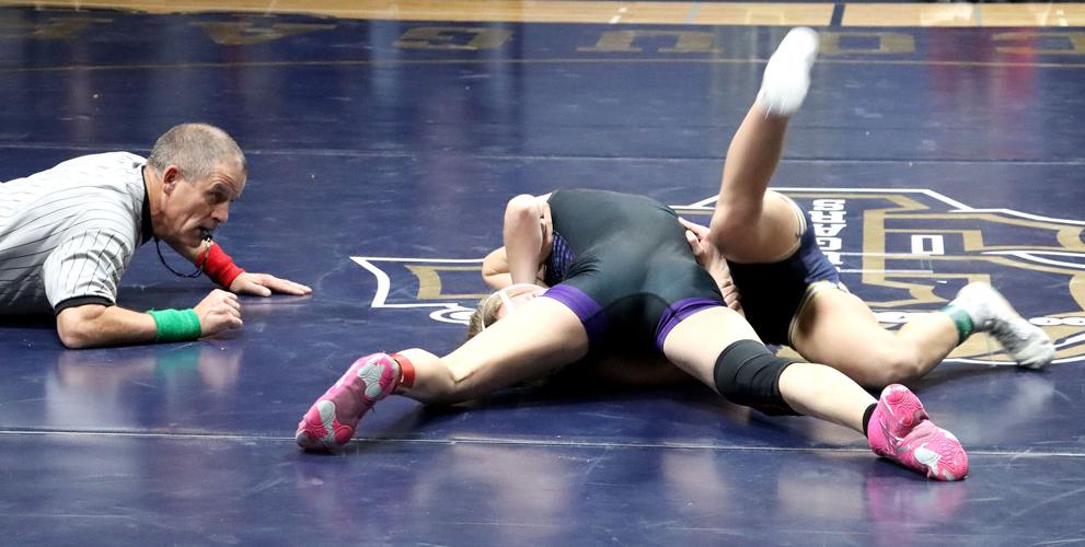 Oelwein, Sumner-Fredericksburg wrestlers hit the mats | Sports ...