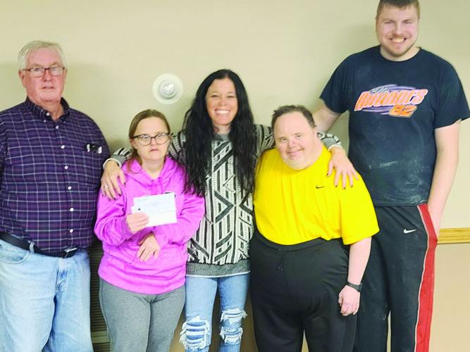 Knights present funds from Tootsie Roll Drive | Oelwein Daily Register ...