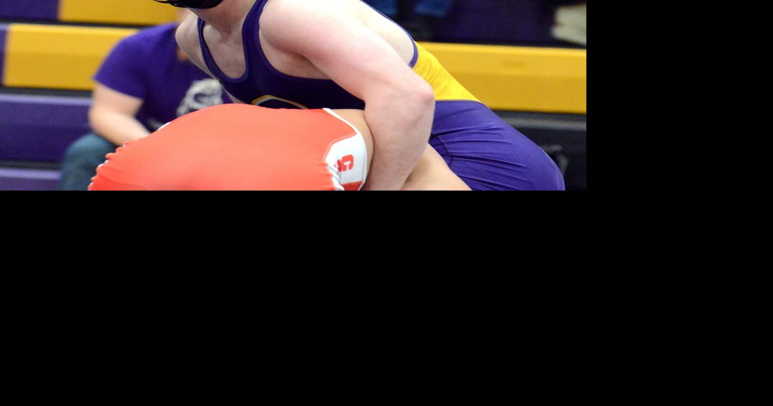 PHOTOS: Oelwein, Sumner-Fred at Oelwein quadrangular | Oelwein Daily ...