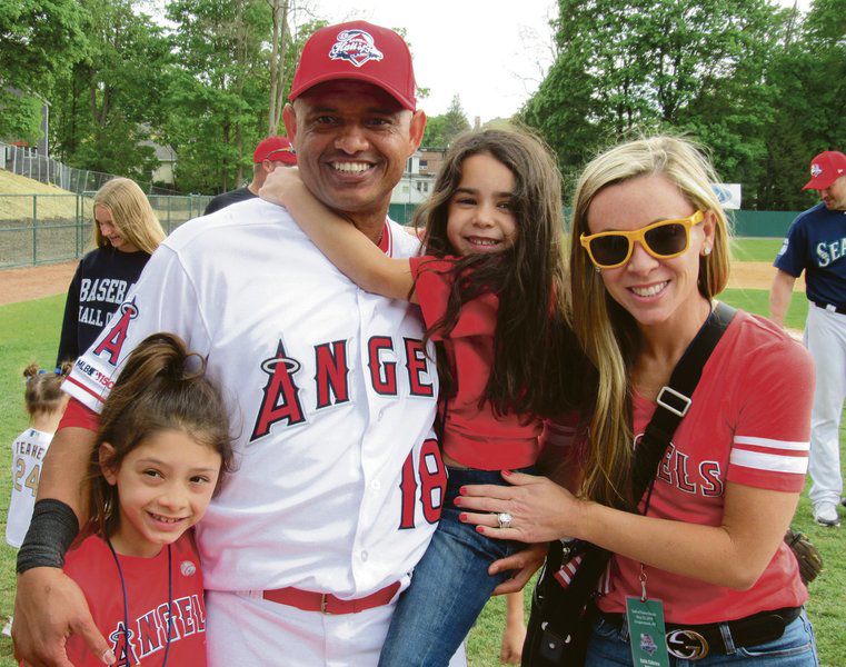 Orlando Cabrera wins Bob Feller Award at HOF Classic | Local Sports ...
