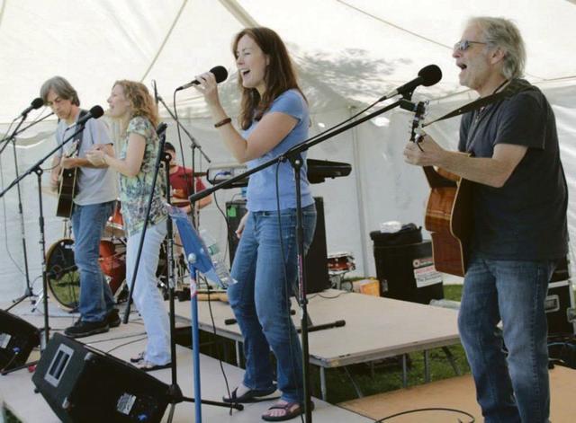 Ithaca band finds bigger local stage | News | coopercrier.com