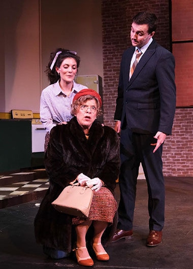 Coronado Playhouse’s “Barefoot In The Park” Is Fun And Entertaining ...