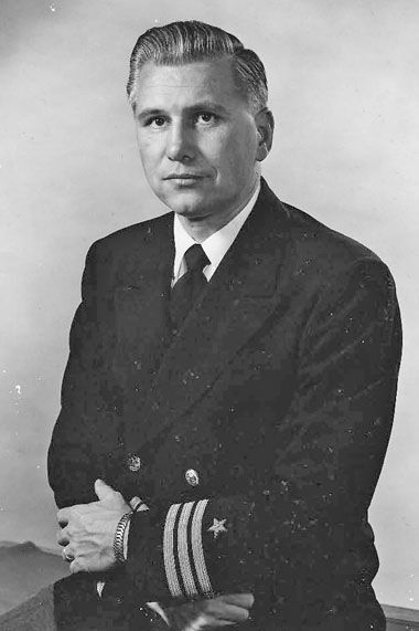 Commander John R. “Jack” Lewis | Obituaries | coronadonewsca.com