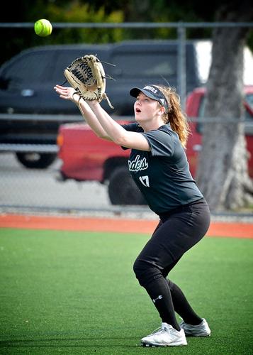 Islander Softball Off To Strong 3-0 Start On 2019 Season | Coronado ...