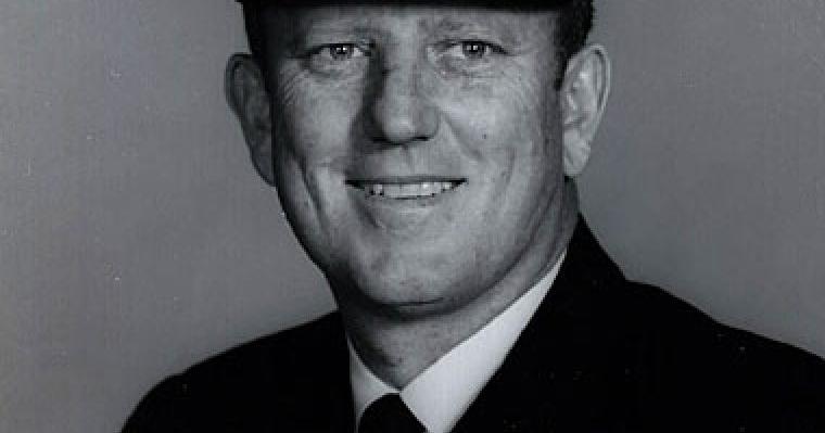 Captain Kenneth R. Wiley USN, retired | Obituaries | coronadonewsca.com