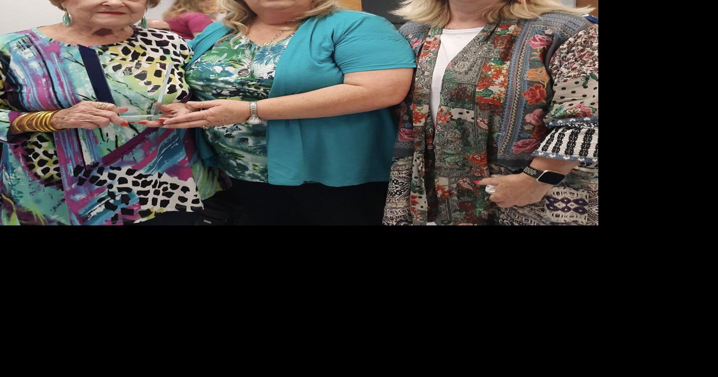 Angus Water Supply honors Howell | News | corsicanadailysun.com