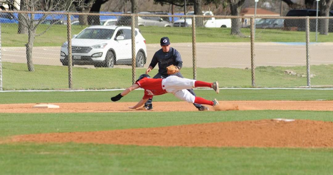 Ron Farmer's photos from Navarro baseball | Sports | corsicanadailysun.com