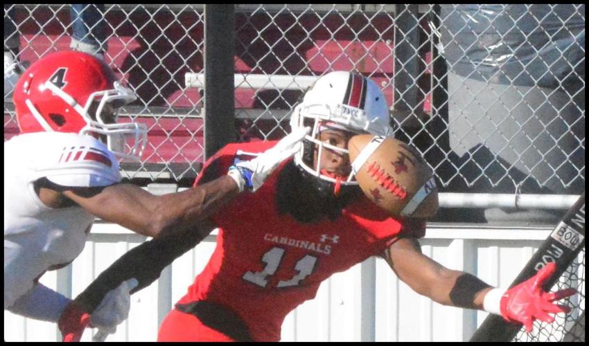 Navarro Football: Bulldogs pull off amazing comeback to beat TVCC 26-24 ...