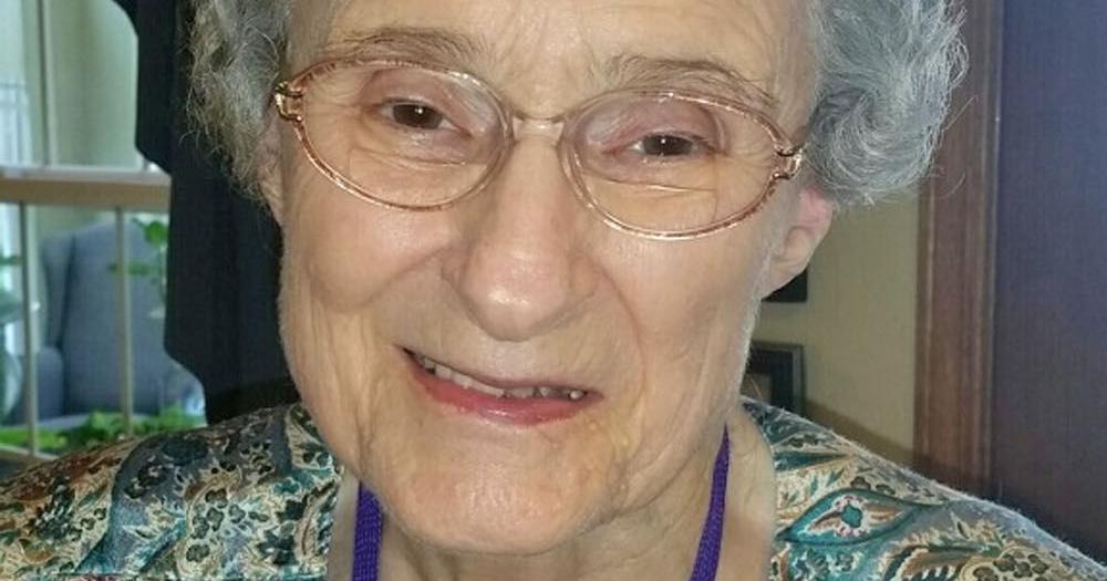 Seely receives resident of the month | News | corsicanadailysun.com