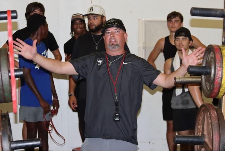 GC Football: Coming Home: Dawson's Bryan Kelley comes home to coach the ...