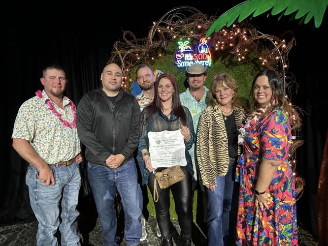 Chamber awards are a night at the beach | News | corsicanadailysun.com