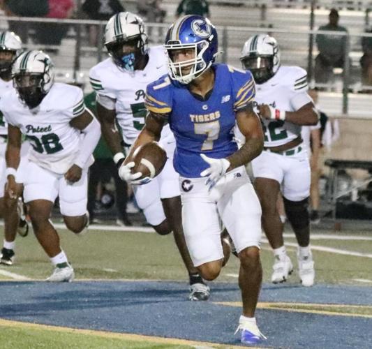 GC Football: Corsicana's Mark Brown signs with Oklahoma State | Sports ...