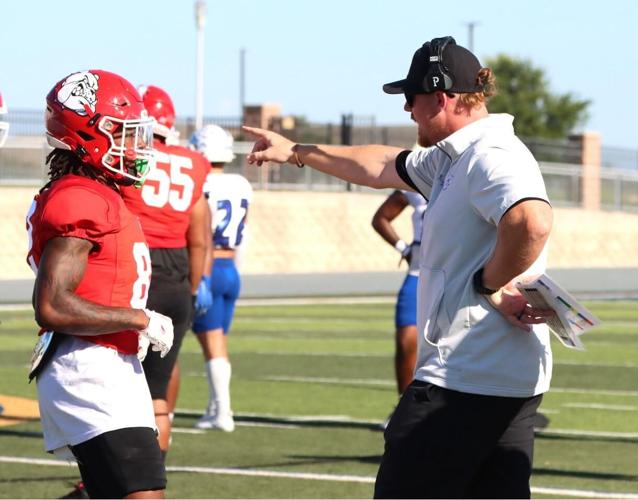 Navarro Football: Bulldogs celebrate Bulldog Hall of Fame Weekend with ...