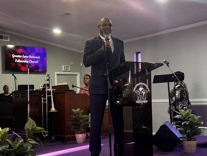 Pastor Billy Joe Kelly celebrated in Sunday service | News ...