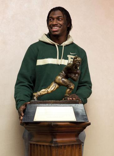rg3 baylor statue