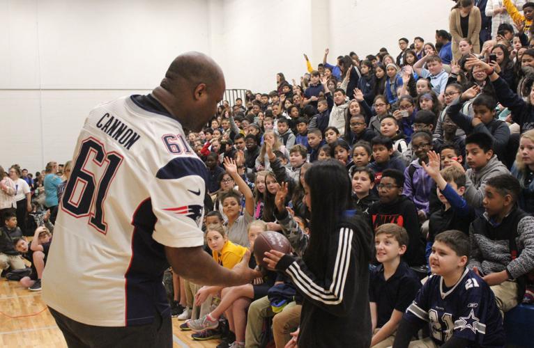 PHOTOS: NFL star visits Collins Intermediate School | News ...