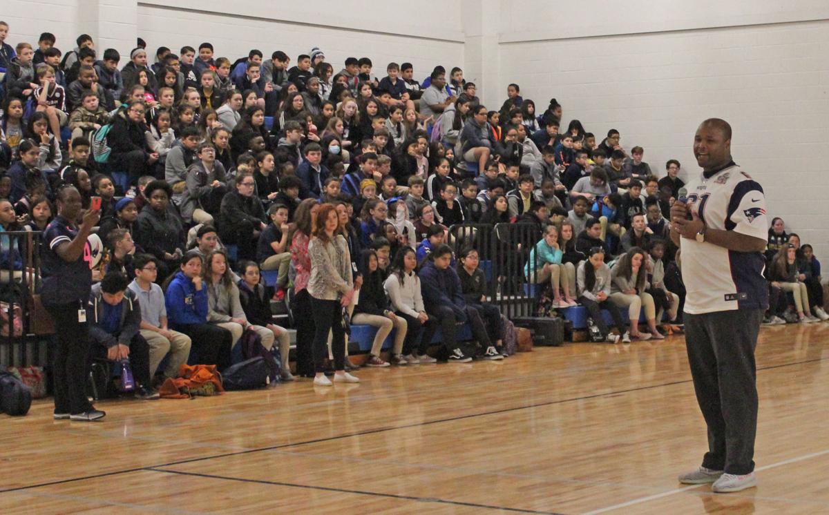 PHOTOS: NFL star visits Collins Intermediate School | News ...