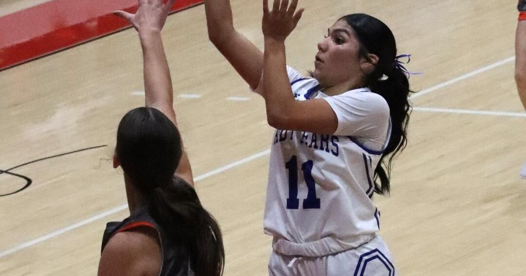 GC Girls Basketball: Frost storms into playoffs | | corsicanadailysun.com