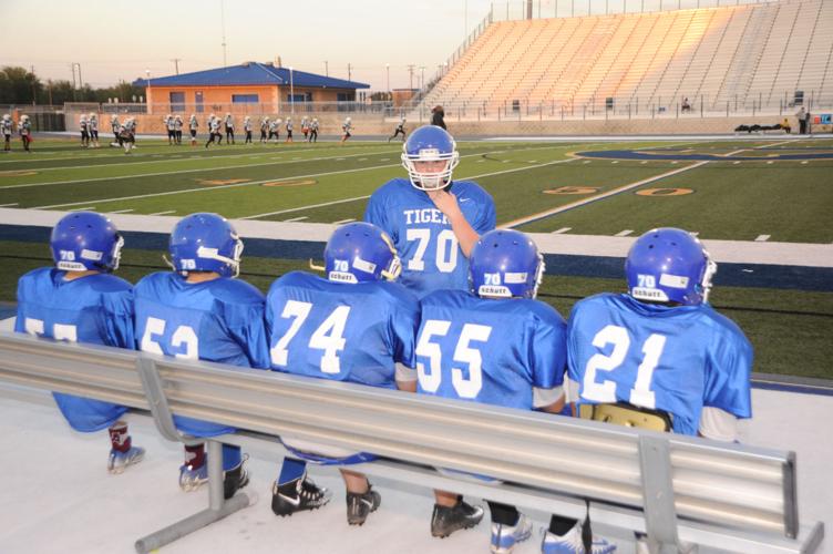In honor of No. 70 — Thompson plays in memory of Dad | News ...
