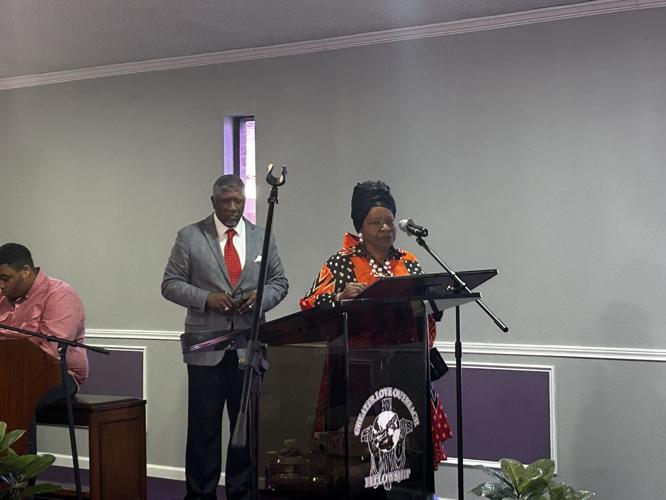 Pastor Billy Joe Kelly celebrated in Sunday service | News ...