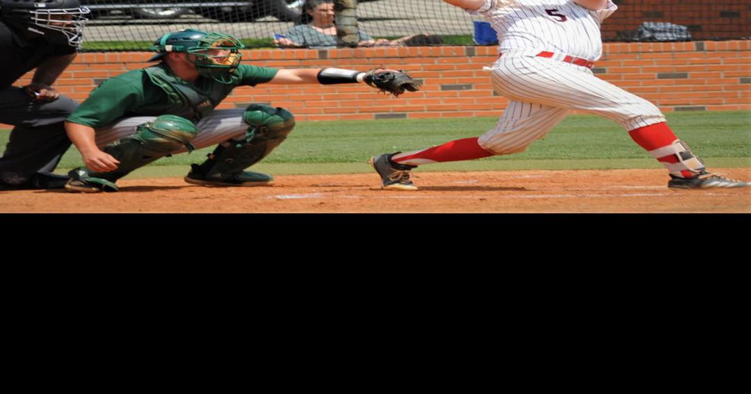 Navarro Baseball: Bulldogs clinch share of East title with 6-4 win over ...