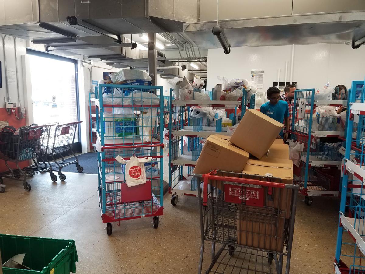 H-E-B debuts new curbside service | News | corsicanadailysun.com