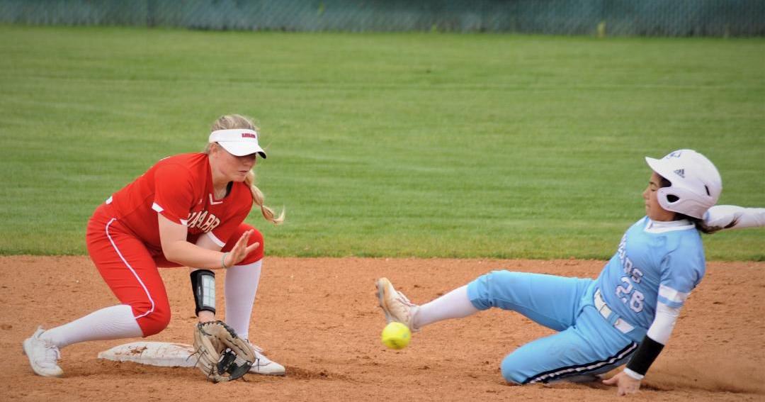 Ron Farmer's photos from Navarro's softball and baseball doubleheaders ...