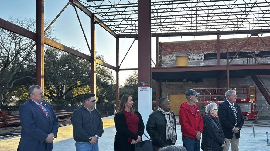 Navarro College holds column signing event on site of new Albritton ...