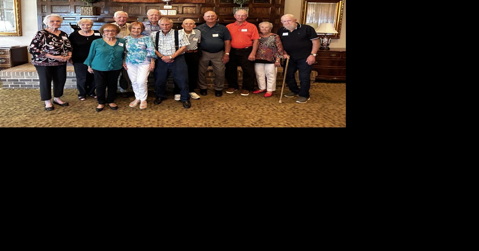 Seven decades of CHS history comes alive with 1954 class reunion | News | corsicanadailysun.com