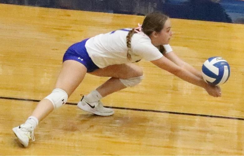 GC Volleyball: Mildred comes back to edge Blooming Grove to forge 3-way ...