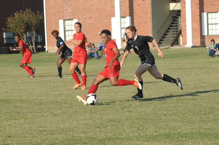 Navarro heads for nationals | Sports | corsicanadailysun.com