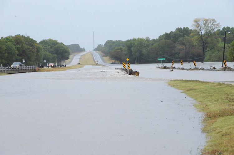 Historic flooding in Navarro County; rain tops 20 inches | News ...