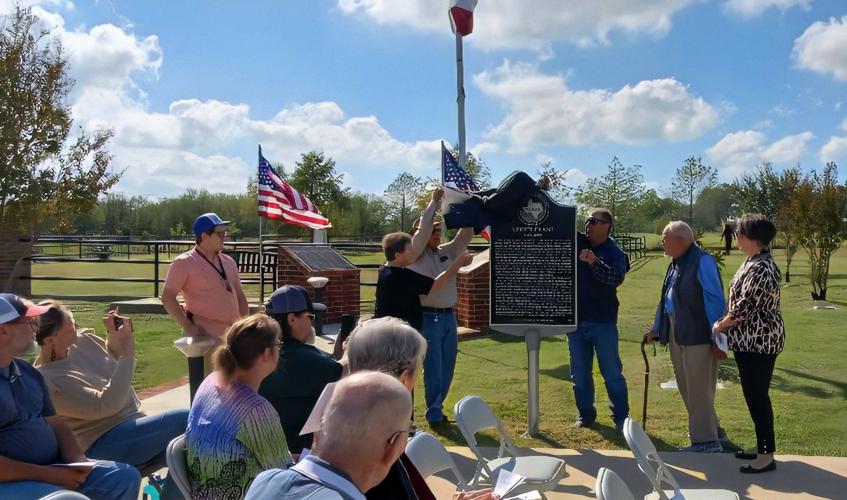 Drane marker unveiled last week | Newsletters | corsicanadailysun.com