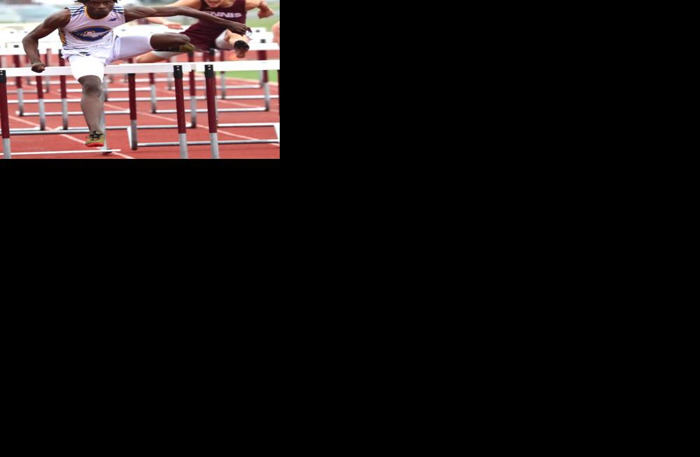 GC Track: Corsicana's Ja'Shaun Lloyd breaks national record in 110 ...