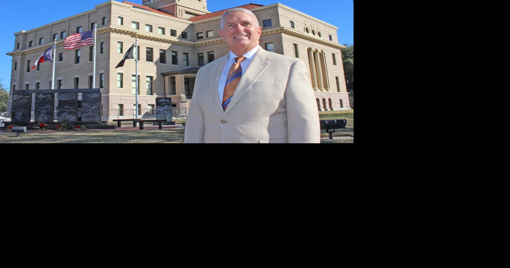 Thompson goes to work as new district attorney | News ...