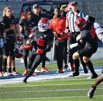 Navarro Football: Bulldogs pull off incredible comeback in season ...