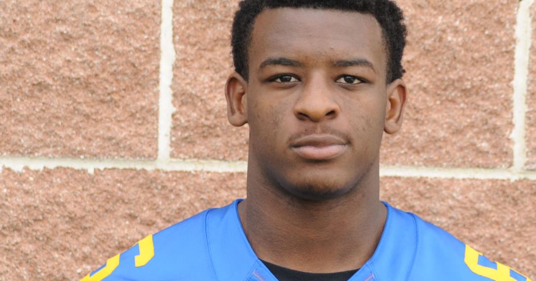 Cline Time: Blake Hoffman hits Zelvin Cline with a TD pass with 8 ...