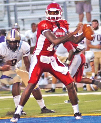 Navarro Football: Adrian Nelson rises to the top | Sports ...