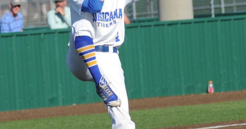 Ron Farmer's photos from the Tigers-AM Consolidated games Saturday ...