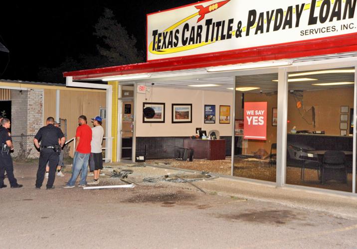 Burglars steal Dickey’s van, ram building | News | corsicanadailysun.com