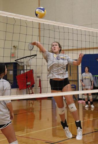 GG Volleyball: Corsicana's Alexis Bwicheilug earns superlative on All ...