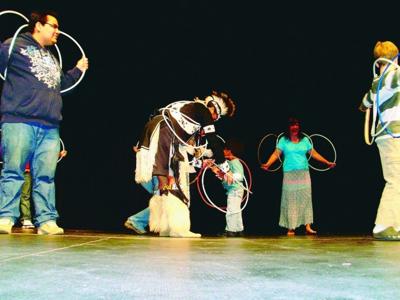 World-champion hoop dancer performs in Cambridge | | countrymessenger.com
