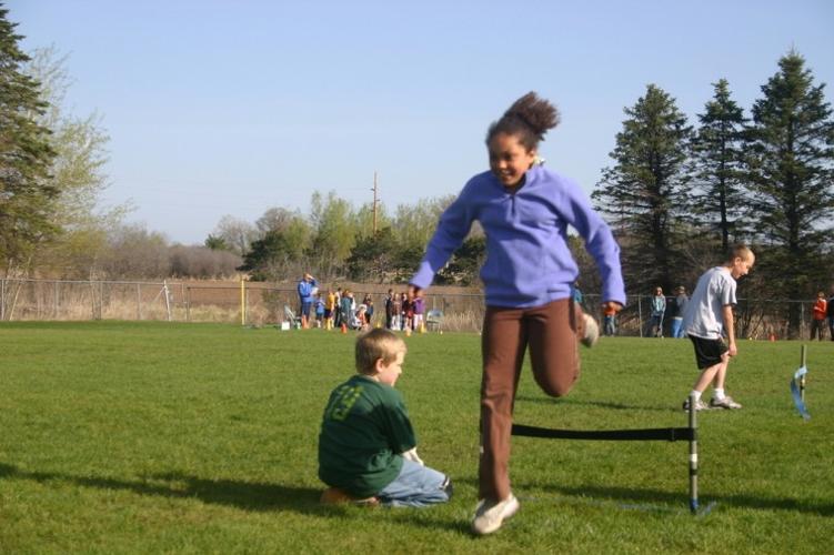 Braham Elementary Track and Field Day | | countrymessenger.com