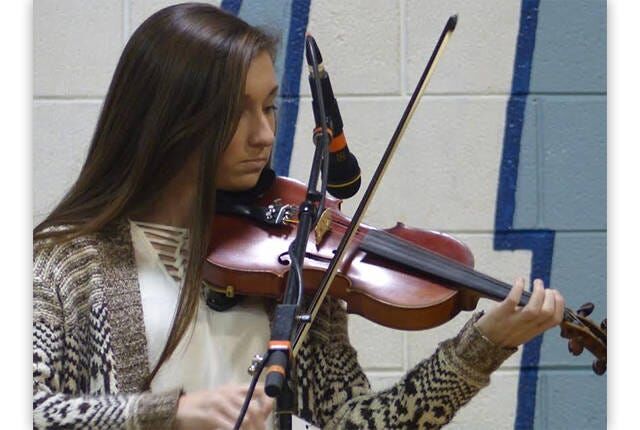 Star Fiddlers’ winners take a bow | Entertainment | courier-tribune.com